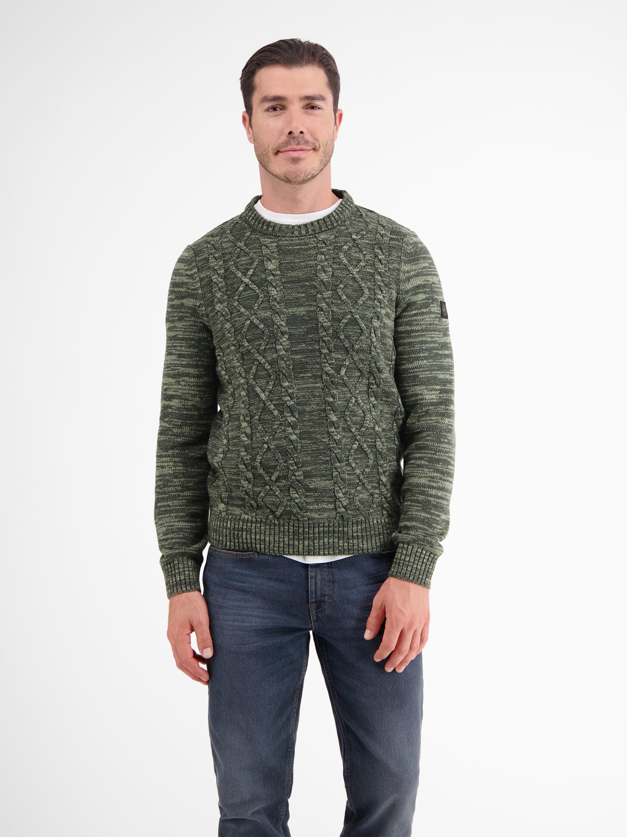 Herren Strickpullover mit klassisch-modernem Kabelstrickmuster – LERROS